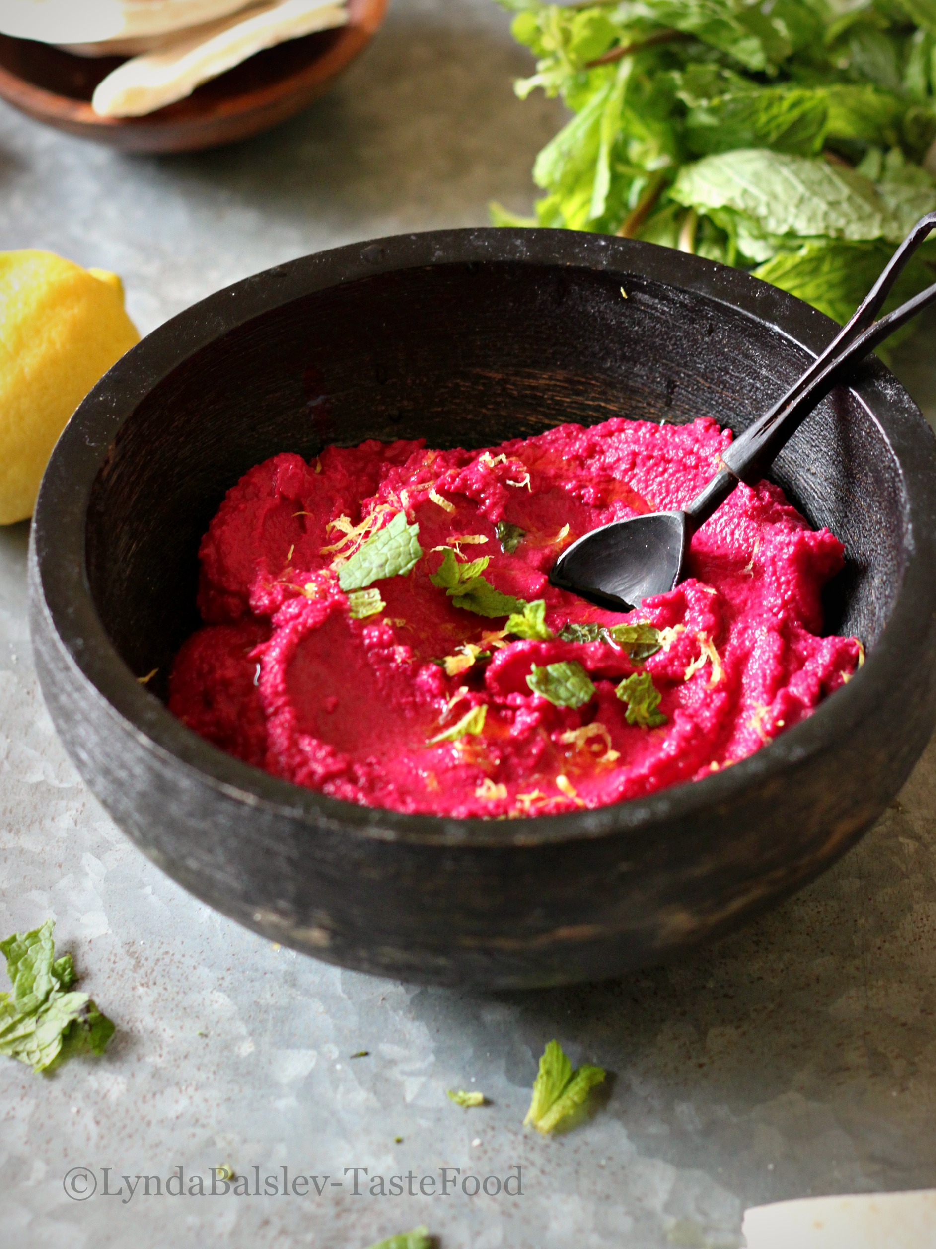 Beet Hummus – TasteFood