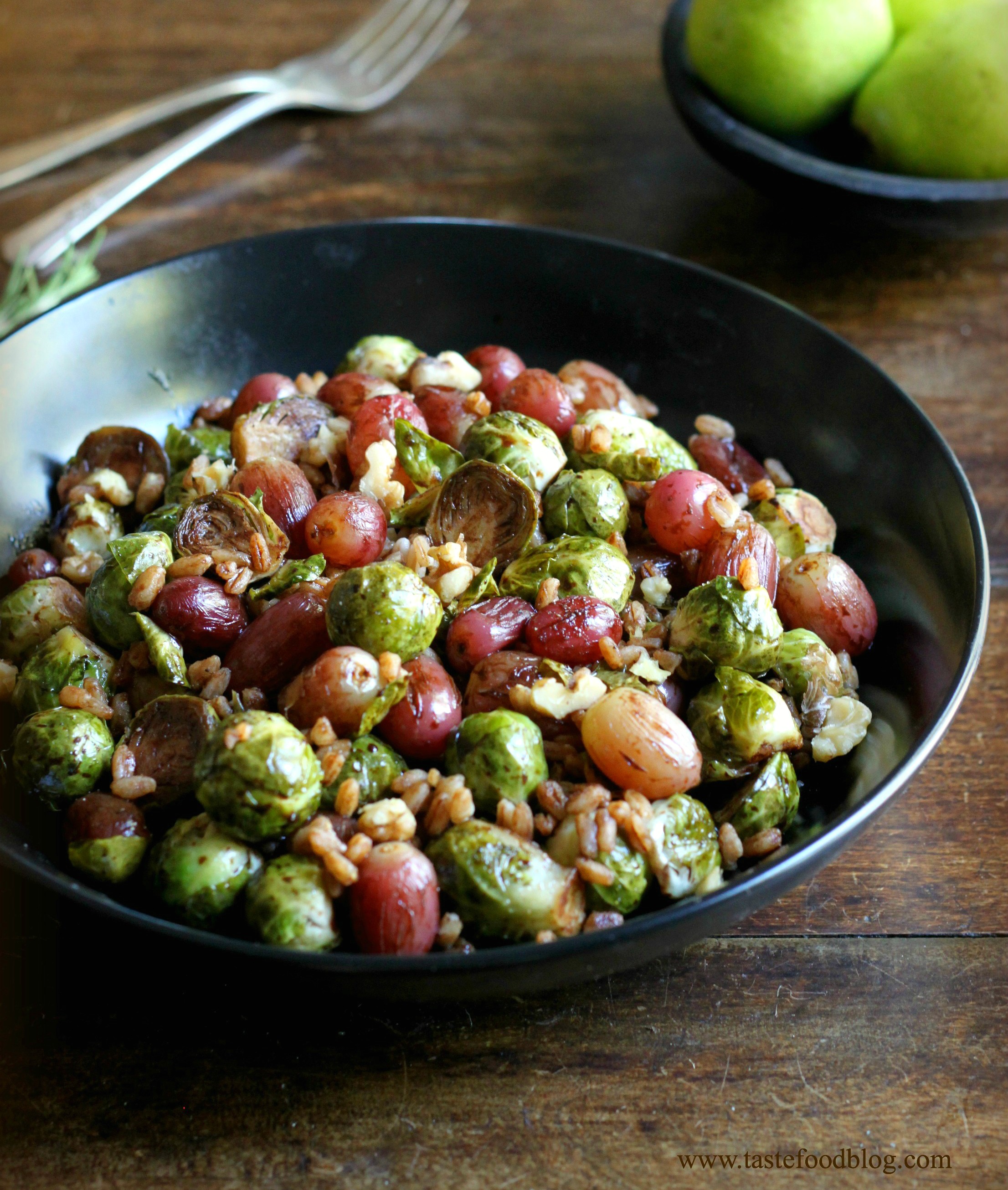 Roasted Brussels Sprouts and Grapes with Farro and Walnuts – TasteFood